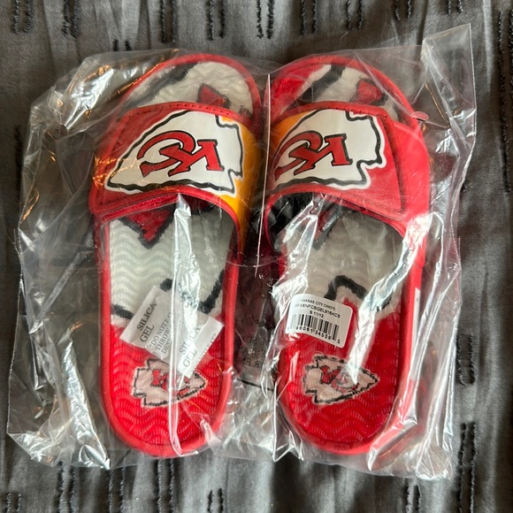 Shoes | Kansas City Chiefs Nfl Team Apparel Kids Slides | Poshmark